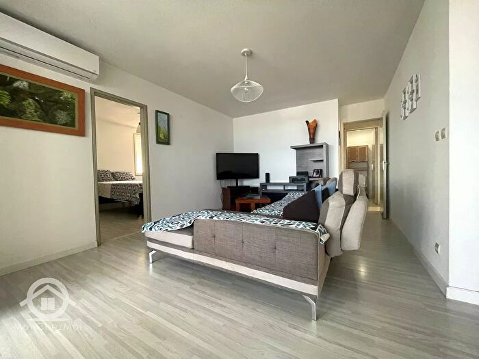 Appartement à vendre - Saint-Pierre, Centre-ville - 5 pièces - 3 chambres