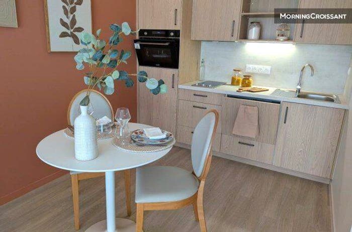 Couronne Centrale, Bourges : Appartement 2 pièces à louer