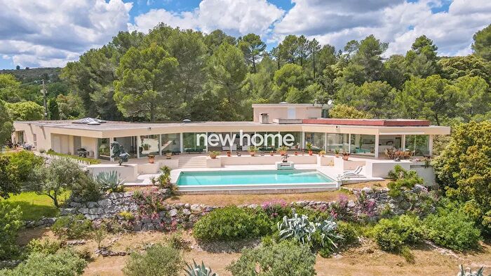 Maison à vendre - Salernes - 10 pièces - 3 chambres