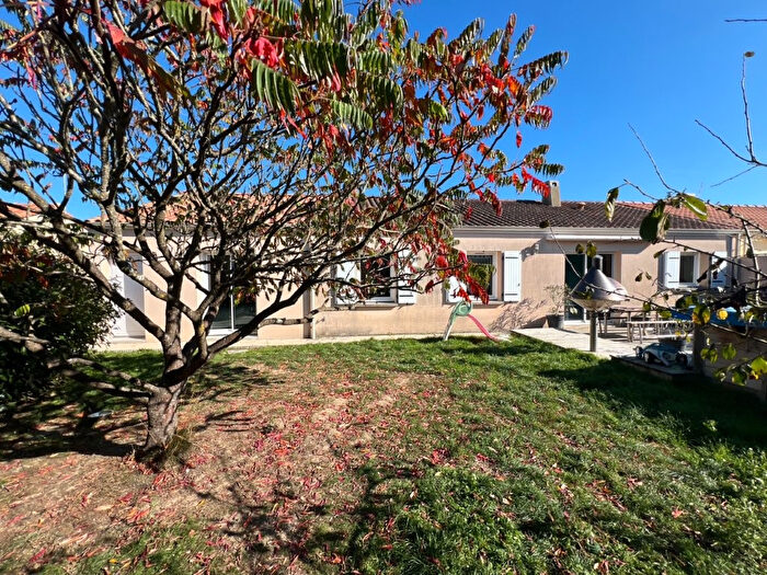 Maison à vendre - Le Marillais - 5 pièces - 4 chambres