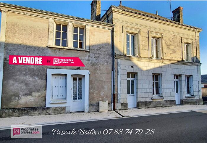 Maison à vendre - Vernoil-le-Fourrier - 8 pièces - 6 chambres