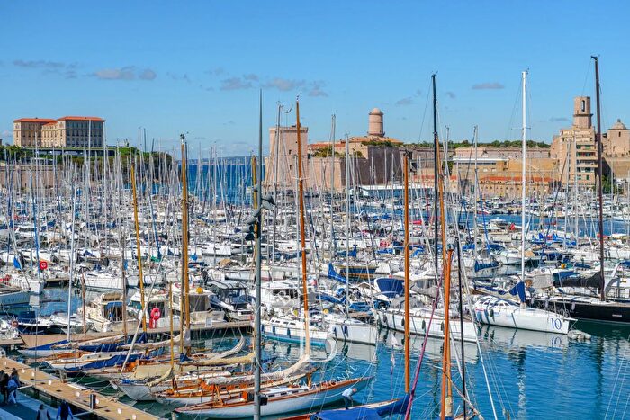 Appartement à vendre - Marseille e , Saint-Victor - 2 pièces - 1 chambre