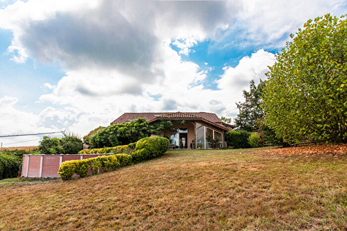 Maison à vendre - Projan - 8 pièces - 5 chambres