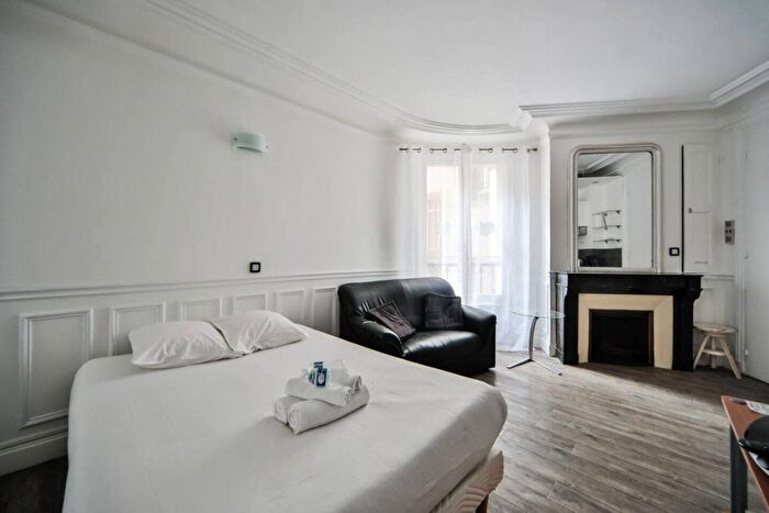 Saint Placide, Paris 6ème arrondissement : Appartement 1 pièce à louer