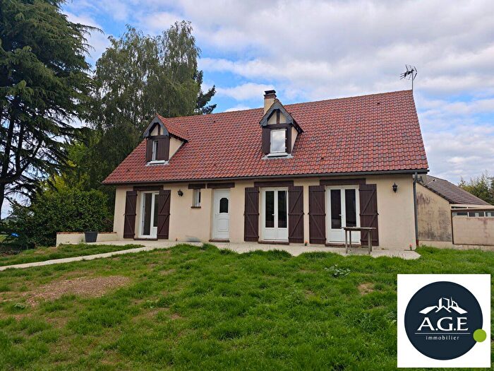Maison 6 pièces à Néron, à louer