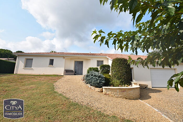 Maison 5 pièces à Roquefort, à vendre