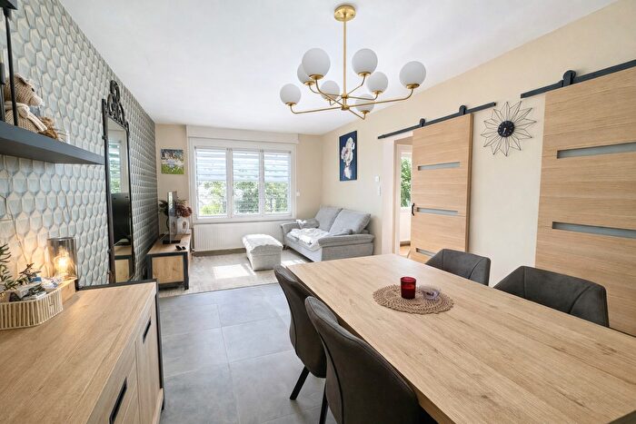 Maison à vendre - Denain, Faubourg du château - 5 pièces - 3 chambres