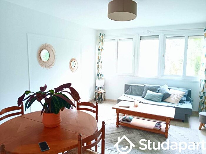 Appartement à louer - Nord-Sillon-Thébaudières, Saint-Herblain - 1 pièce - 4 chambres