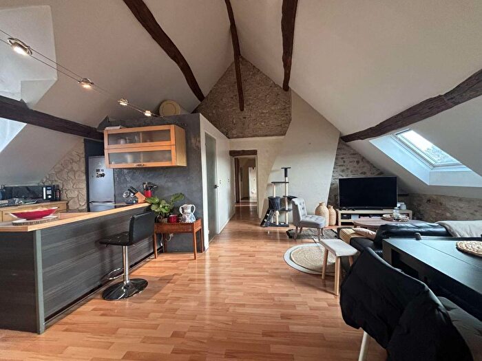 Appartement à vendre - Saint-Fargeau-Ponthierry - 3 pièces - 2 chambres