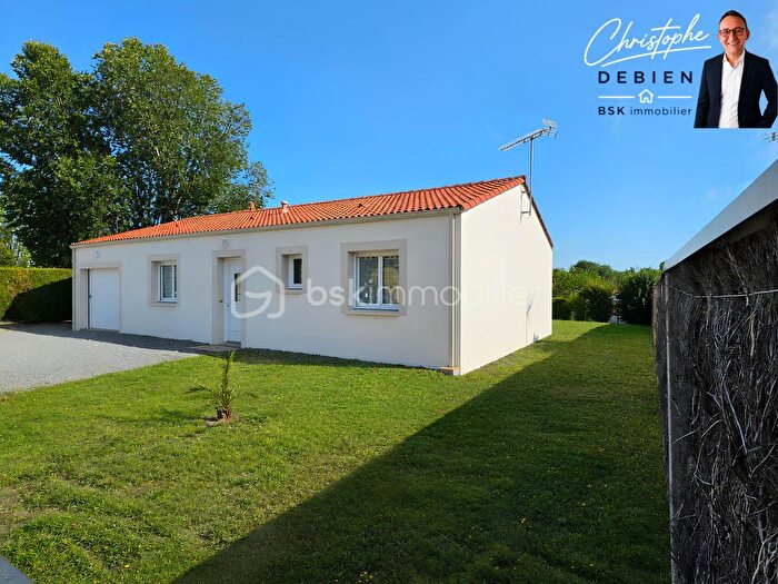Maison 4 pièces à Les Essarts, à vendre