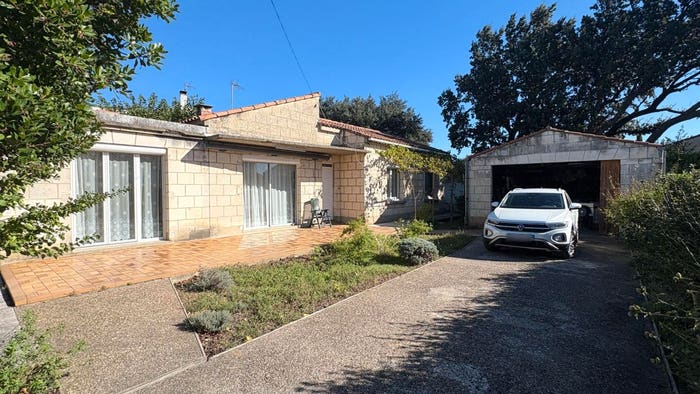 Maison 5 pièces à vendre à Les Angles