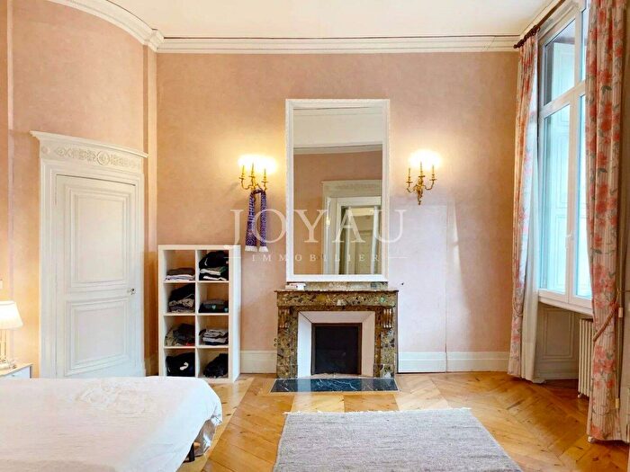 Appartement 5 pièces à Carmes, Toulouse, à louer