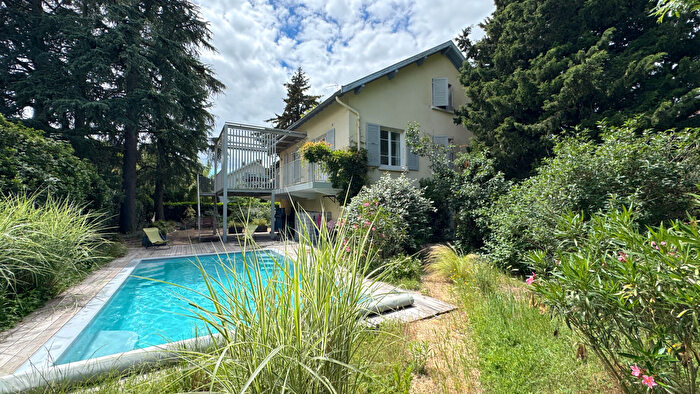 Tassin-la-Demi-Lune - Maison 6 pièces à vendre