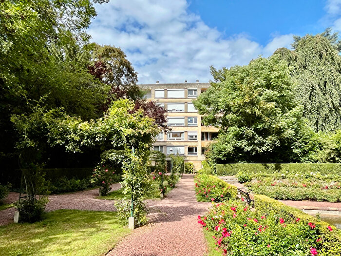 Appartement à vendre - Lille - 4 pièces - 3 chambres