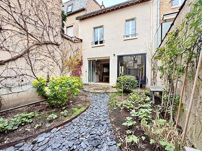 Maison à vendre - Reims, Centre-ville - 4 pièces - 3 chambres