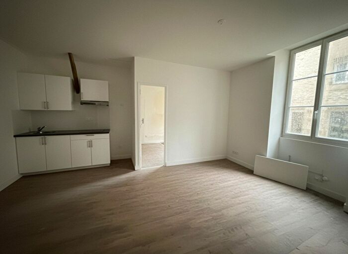 Appartement à vendre - Poitiers, Centre-ville - 2 pièces - 1 chambre