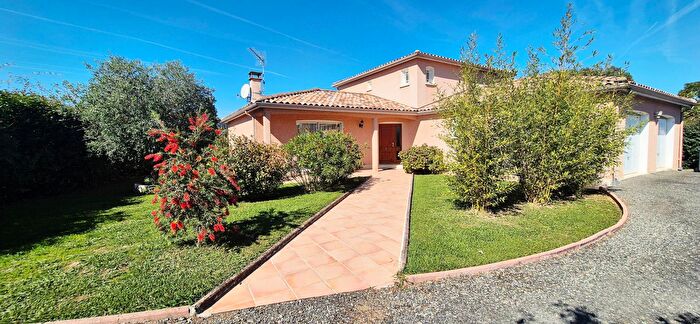 Maison à vendre - Eaunes - 5 pièces - 4 chambres