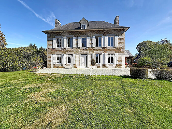 Maison 10 pièces à vendre à Domjean