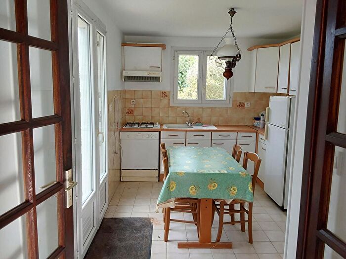 Maison 5 pièces à Paule, à vendre