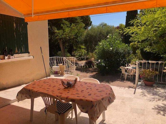 Saint-Cyr-sur-Mer : Maison 4 pièces à louer