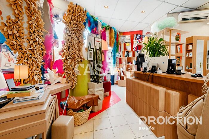 Appartement à vendre - Antibes, Coeur de ville - 3 pièces - 2 chambres