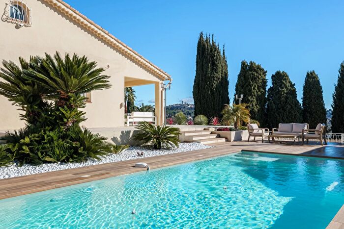 Maison à vendre - La Colle-sur-Loup - 4 pièces - 3 chambres