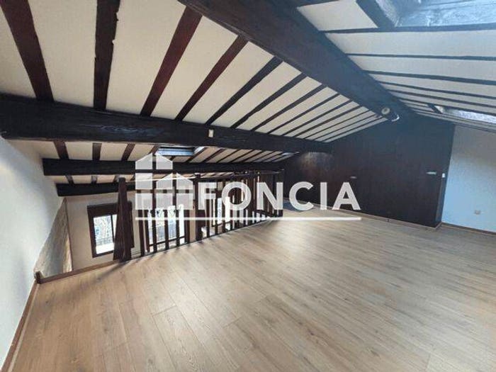 Centre Ville-Mairie, Lunel - Appartement 3 pièces à louer