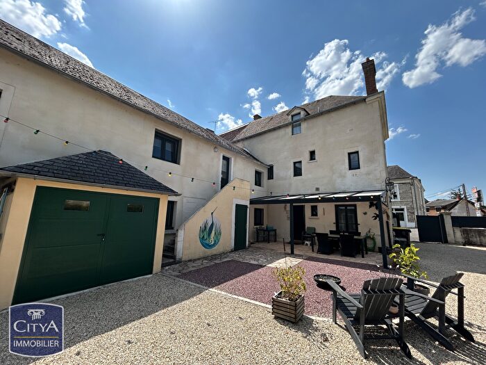 Maison 8 pièces à vendre - Tournon-Saint-Martin