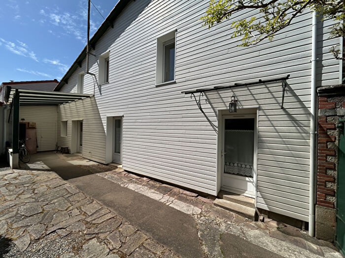 Maison à vendre - Le Loroux-Bottereau - 4 pièces - 3 chambres