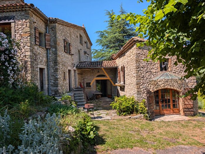 Maison 11 pièces à Félines-sur-Rimandoule, à vendre