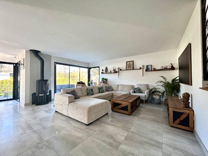 Vezin-le-Coquet : Maison 7 pièces à louer
