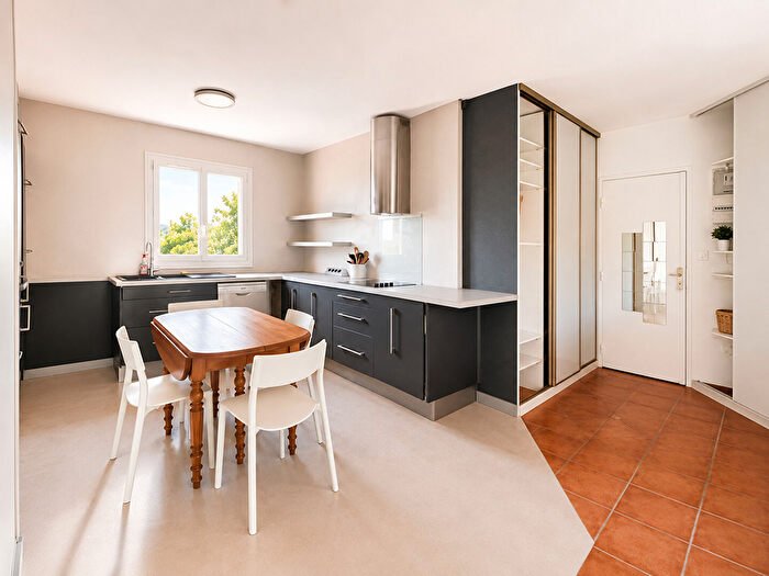 Appartement 3 pièces à vendre à Aix-en-Provence, Les Milles