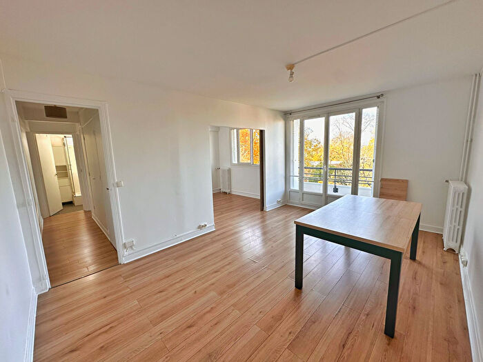 Nanterre, Mont Valérien : Appartement 3 pièces à louer