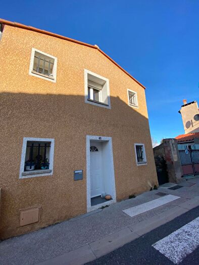 Maison à louer - Saint-Féliu-dAvall - 3 pièces - 2 chambres