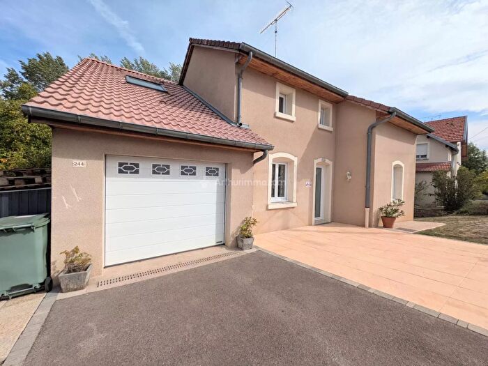 Maison 6 pièces à Neufchâteau, à vendre