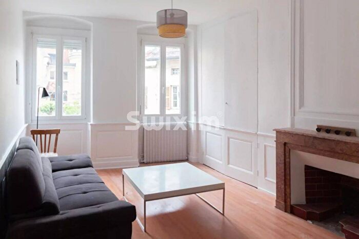 Appartement à louer - Centre Ville Sud, Saint-Claude - 2 pièces - 1 chambre