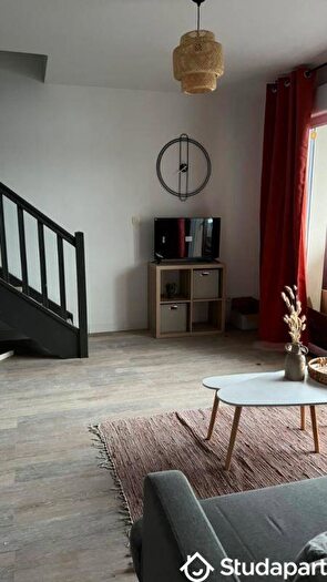 Appartement 1 pièce à Sembat, Bègles, à louer