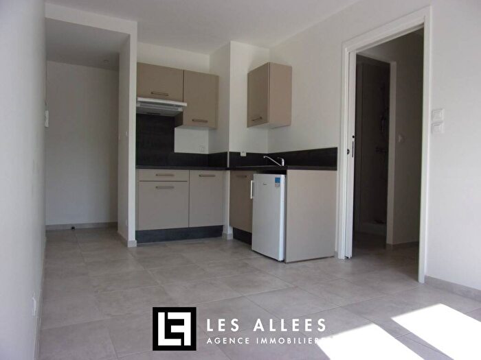 Appartement à louer - Montélimar - 1 pièce - 1 chambre