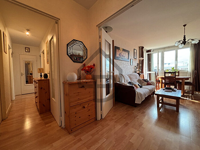 Appartement à vendre - Rueil-Malmaison, Mont Valerien - 4 pièces - 3 chambres