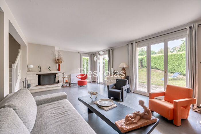 Maison à vendre - Fourqueux - 7 pièces - 5 chambres