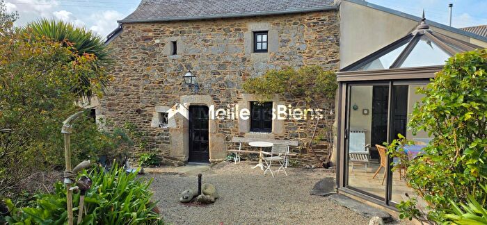 Maison à vendre - Plestin-les-Grèves - 6 pièces - 3 chambres