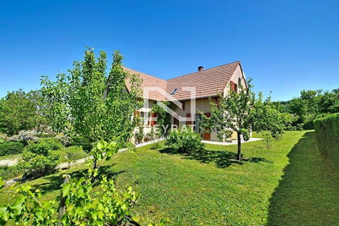 Maison 8 pièces à vendre à Saint-Denis-de-Vaux