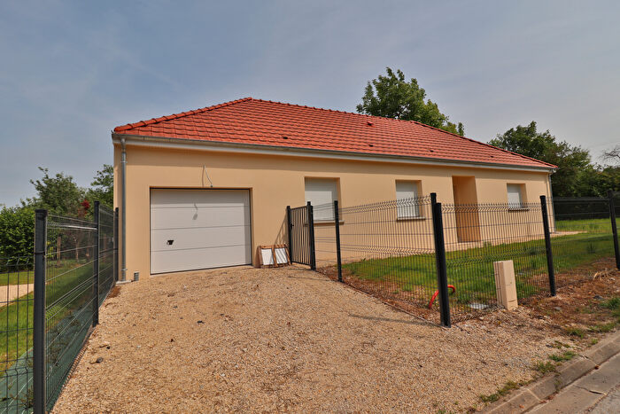Maison à vendre - Fontvannes - 5 pièces - 4 chambres