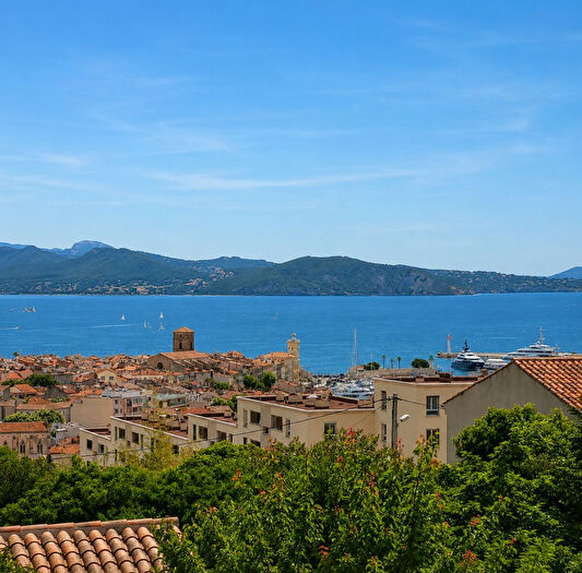 Maison 6 pièces à vendre à La Ciotat, Groupède, Le Pin de la Fade, Saint-Loup