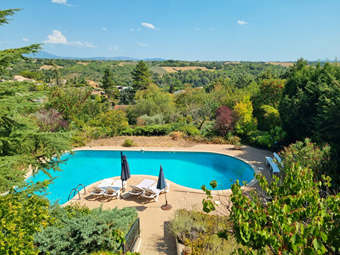 Valensole : Maison 6 pièces à vendre