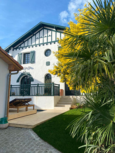 Maison à vendre - Biarritz, Saint-Martin, Lahouze, Verdun - 6 pièces - 4 chambres