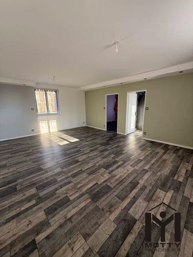 Nord, Pompey - Appartement 4 pièces à louer