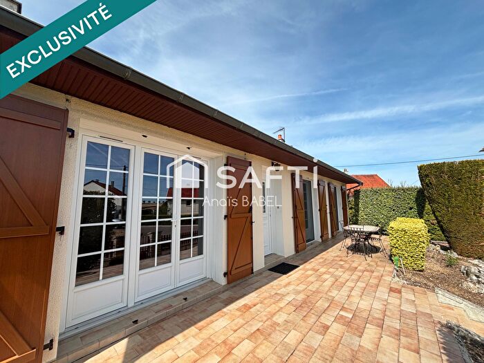 Maisons à vendre et appartements à louer - 3