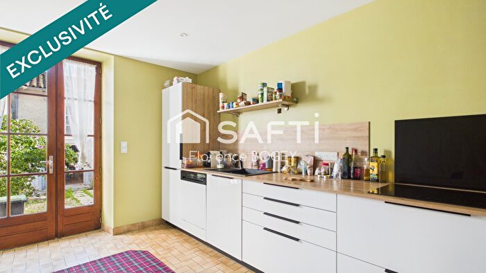 Maison à vendre - Bussière-Poitevine - 6 pièces - 4 chambres