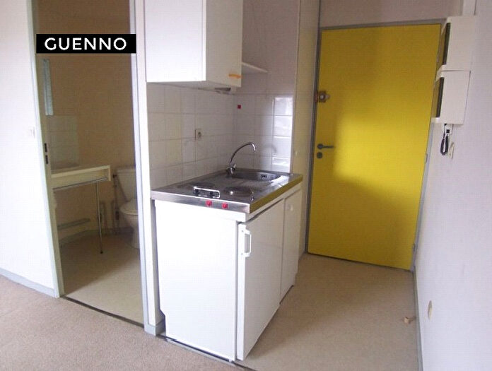 Appartement à louer - Quartiers Nord-Ouest, Villejean - 1 pièce